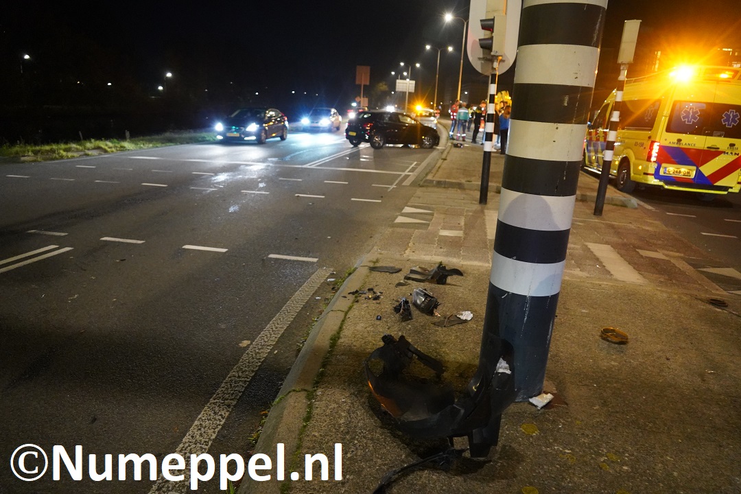 Ongeval met twee auto's op Hoogeveenseweg in Meppel - Numeppel