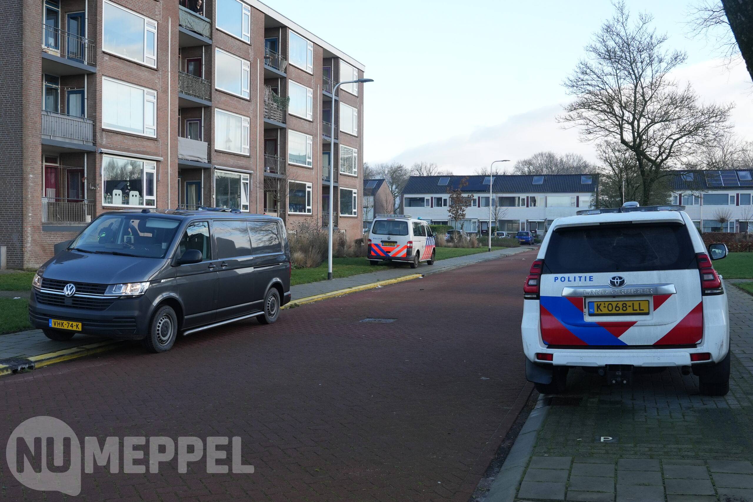 UPDATE: 24-jarige man aangehouden na vondst van wapens en explosieven in woning in Meppel ...