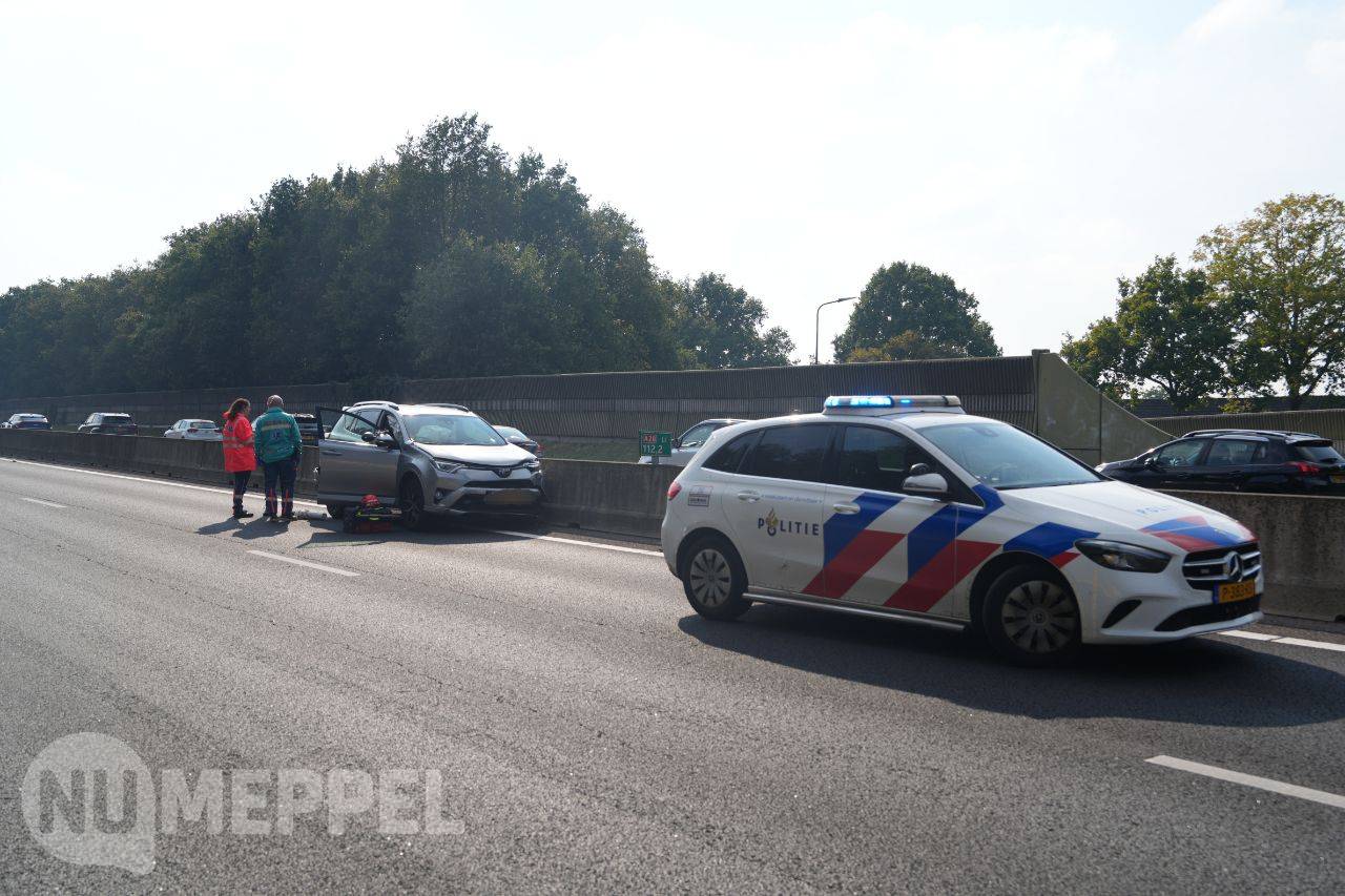 UPDATE: Ravage op de A28 na ongeval, twee gewonden waarvan één ernstig gewond bij Staphorst ...