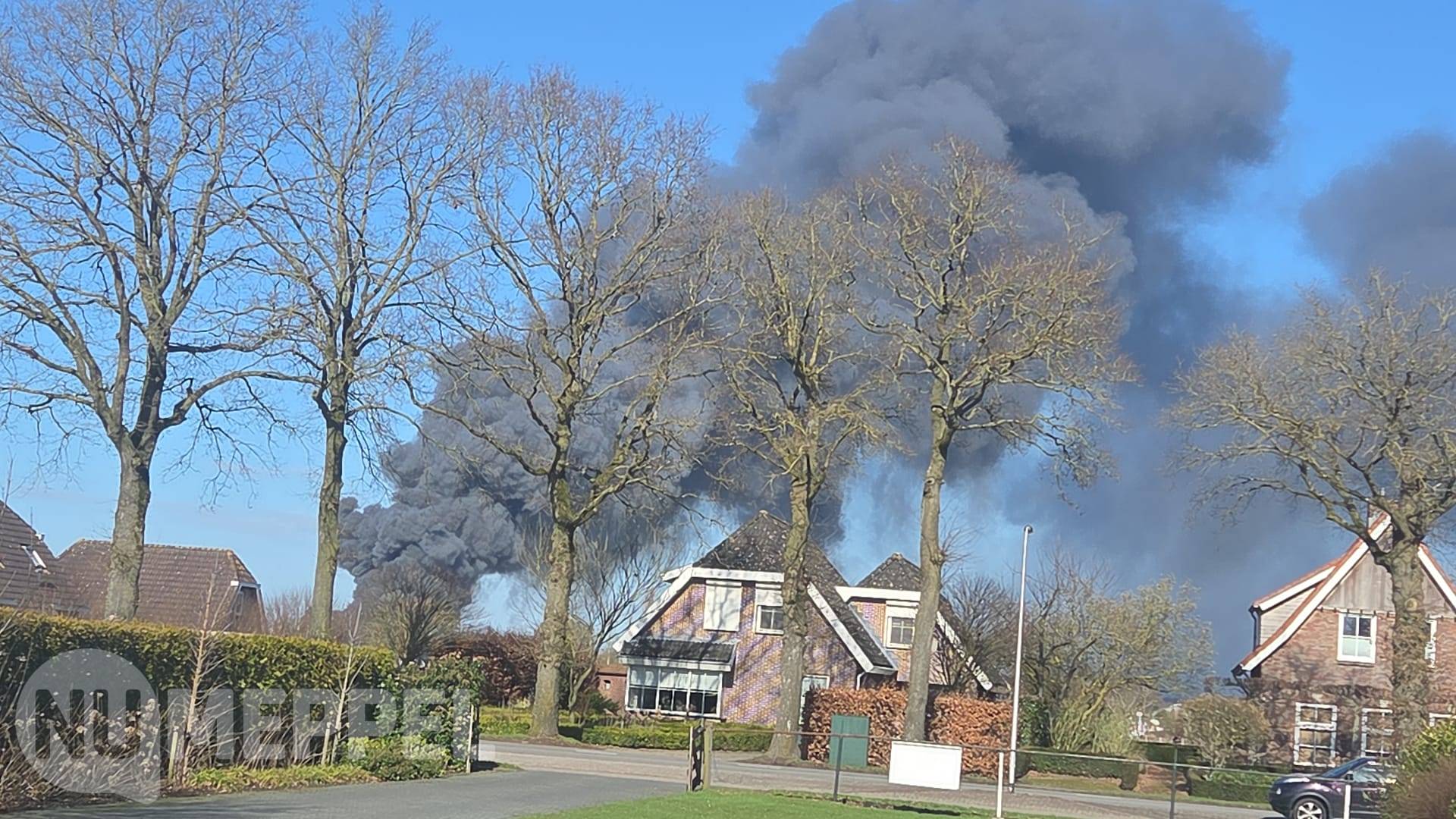UPDATE: Grote brand bij Machine Techniek in Hoogeveen - Numeppel